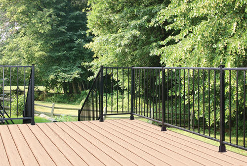 Gilpin Inc. Hampton 6' Railing at Menards®